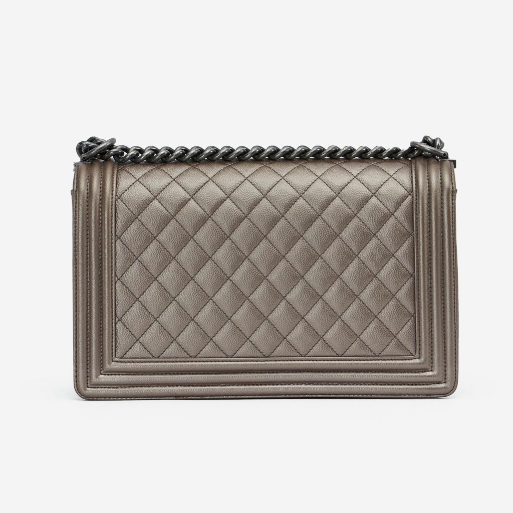 Chanel Boy Medium Caviar Metallic | SACLÀB