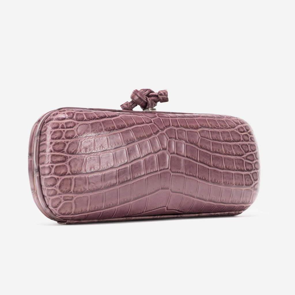 Bottega Veneta Stretch Knot Clutch Crocodile Violet | SACLÀB