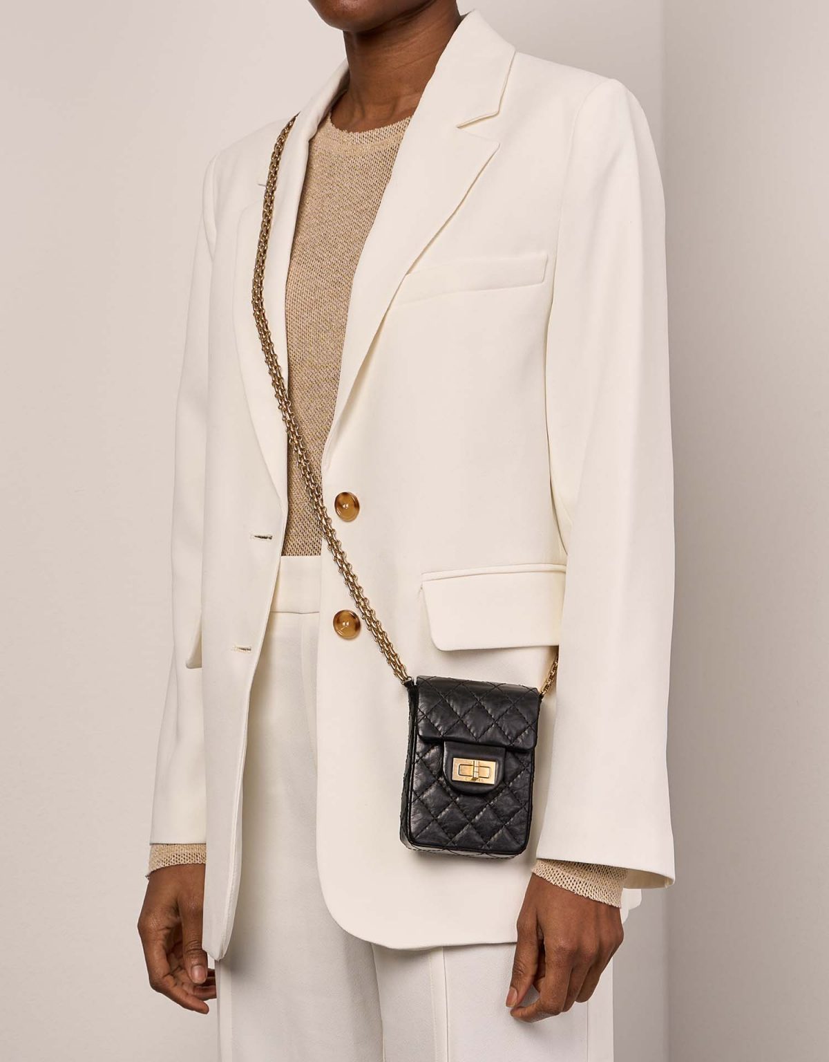 The Chanel Vanity Case Deep Dive | SACLÀB