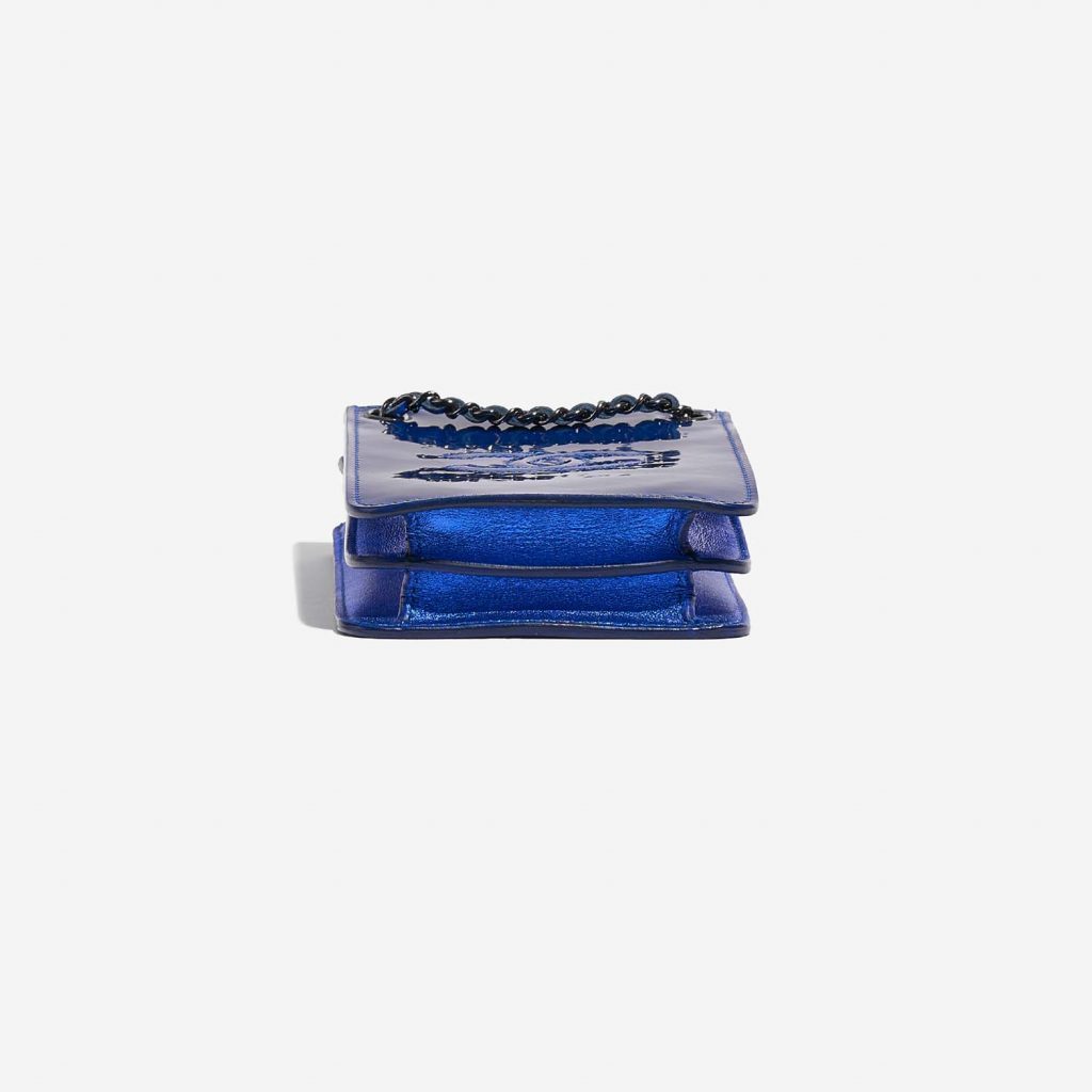 Chanel Phone Holder Patent Leather Metallic Blue | SACLÀB
