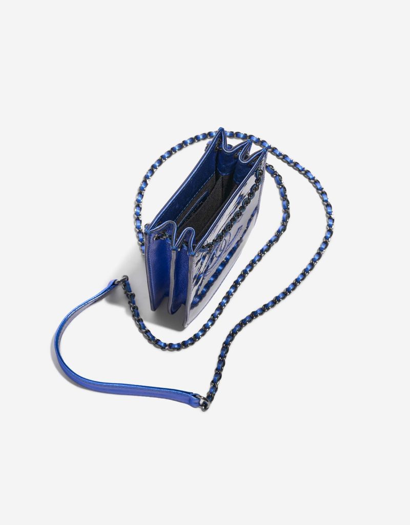 Chanel Phone Holder Patent Leather Metallic Blue | SACLÀB