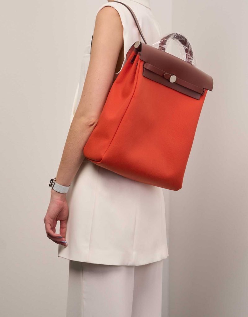 Hermès Herbag Backpack Toile / Vache Hunter Orange Mécano / Rouge H ...