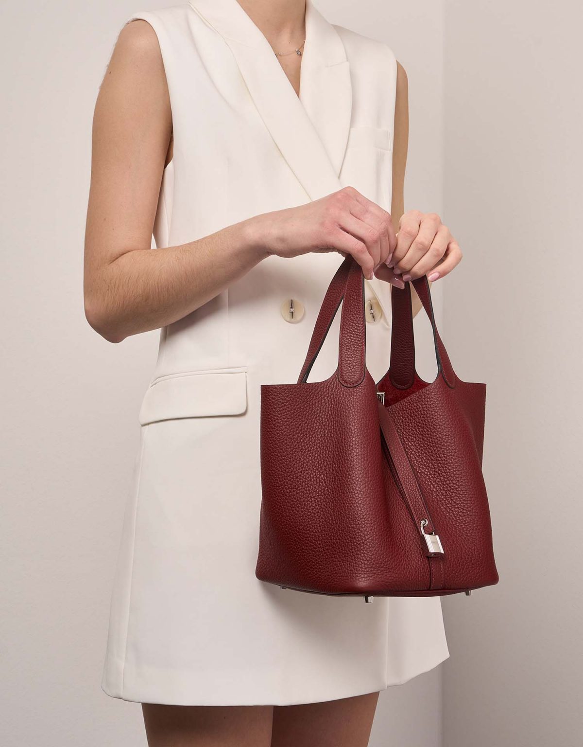Hermès Picotin 22 Taurillon Clemence Rouge H | SACLÀB