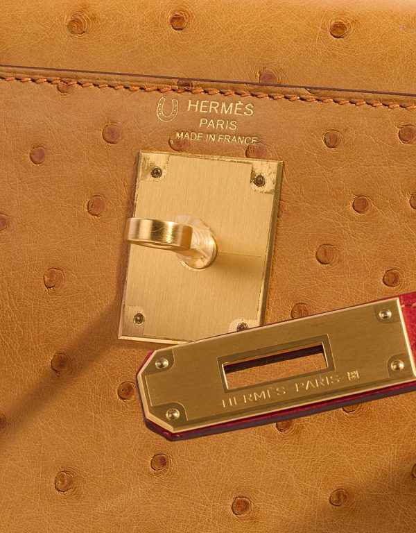 Hermès Kelly 28 Ostrich Gold / Rouge Vif | SACLÀB