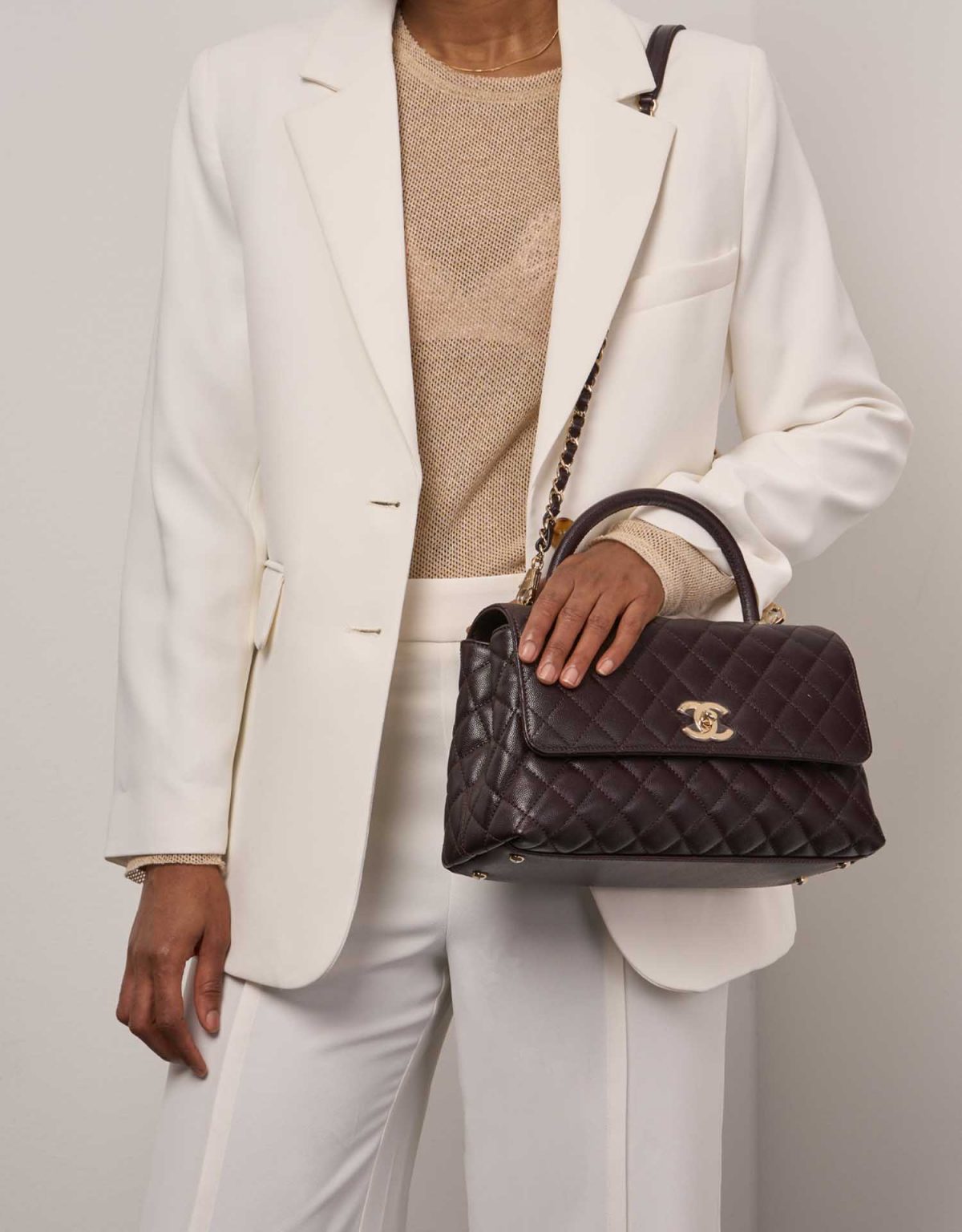 Chanel Timeless Handle Medium Caviar Dark Plum | SACLÀB