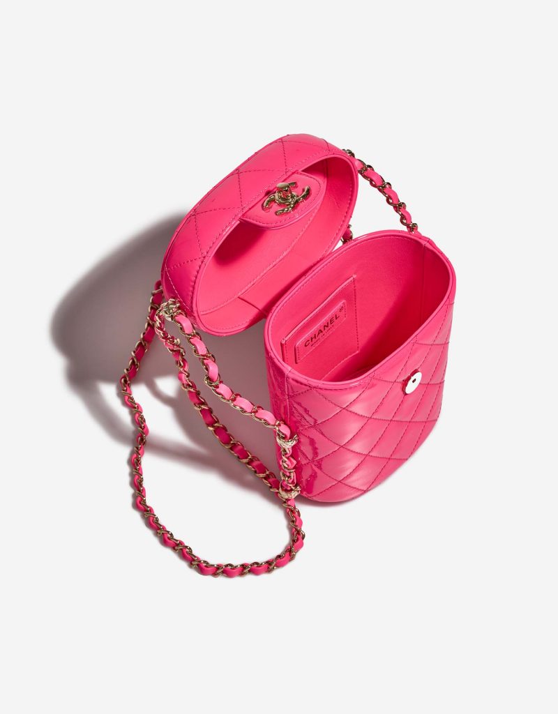 Chanel Vanity Small Patent Neon Pink | SACLÀB