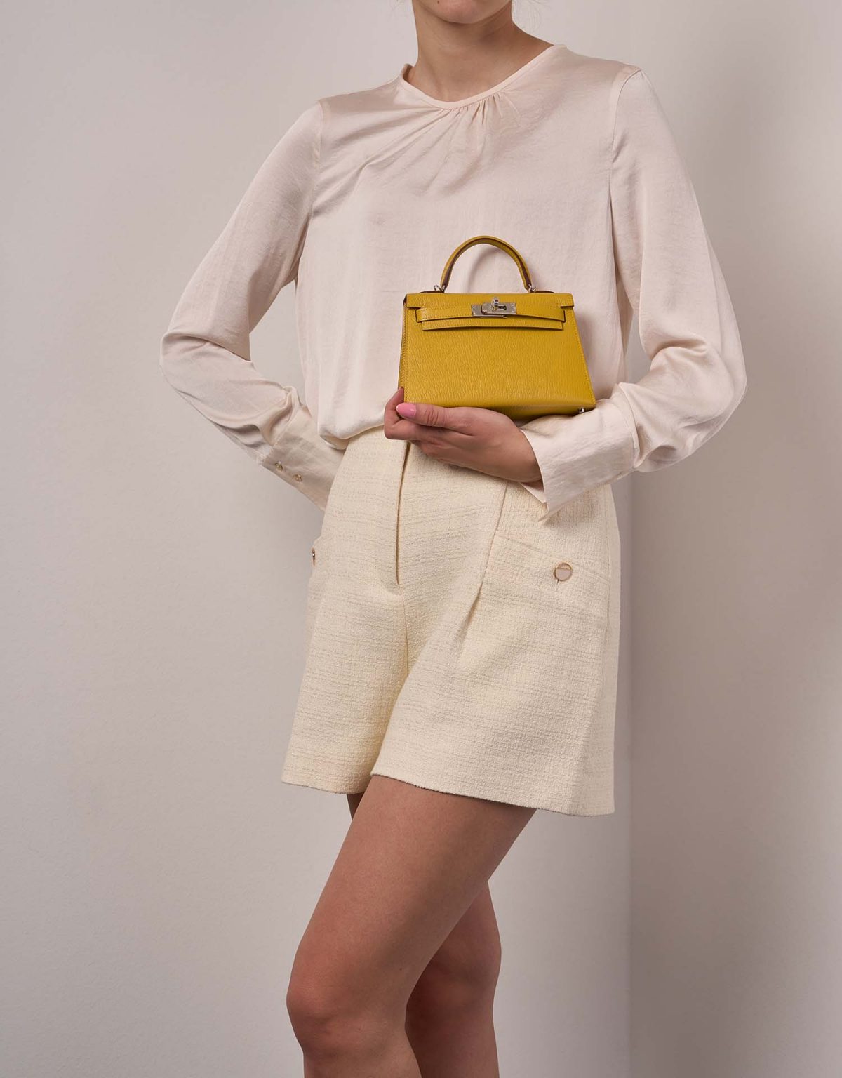 Hermès Kelly Verso Mini Chevre Mysore Jaune Ambre / Gold | SACLÀB