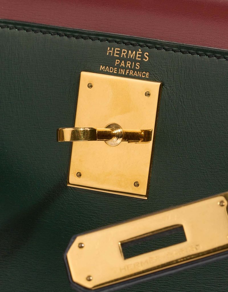 Hermès Kelly 28 Box Vert Fonce / Rouge H / Blue Indigo | SACLÀB