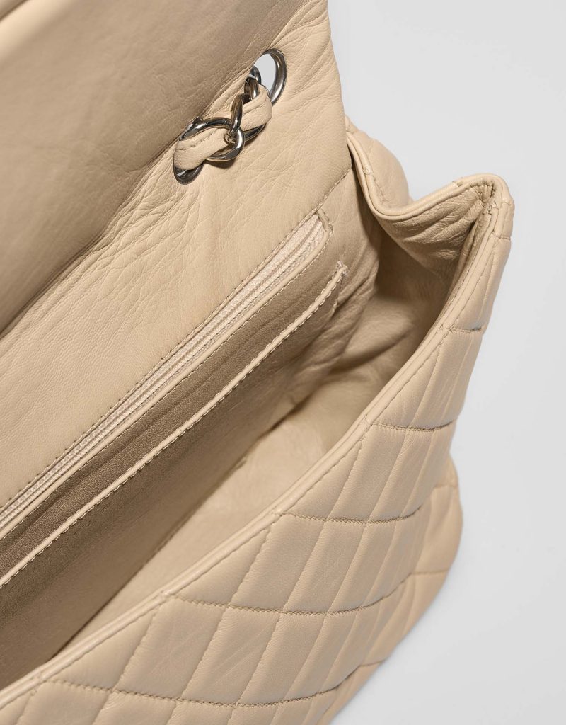 Chanel Timeless Jumbo Lamb Beige | SACLÀB