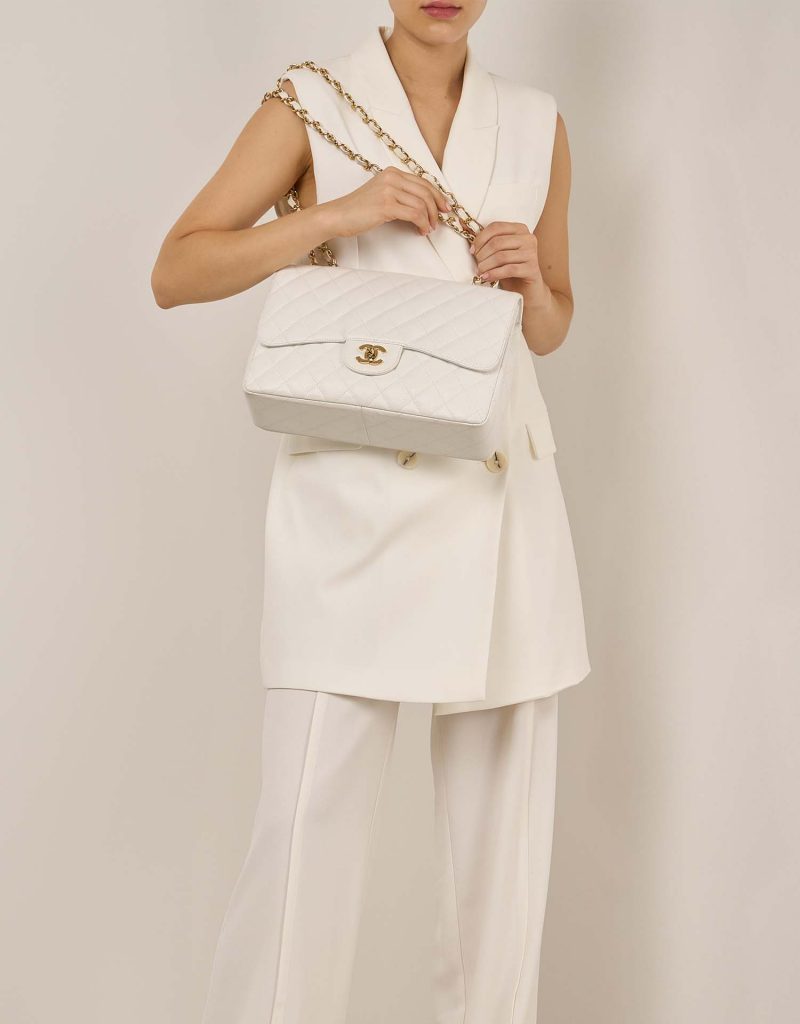 Chanel Timeless Jumbo Caviar White | SACLÀB