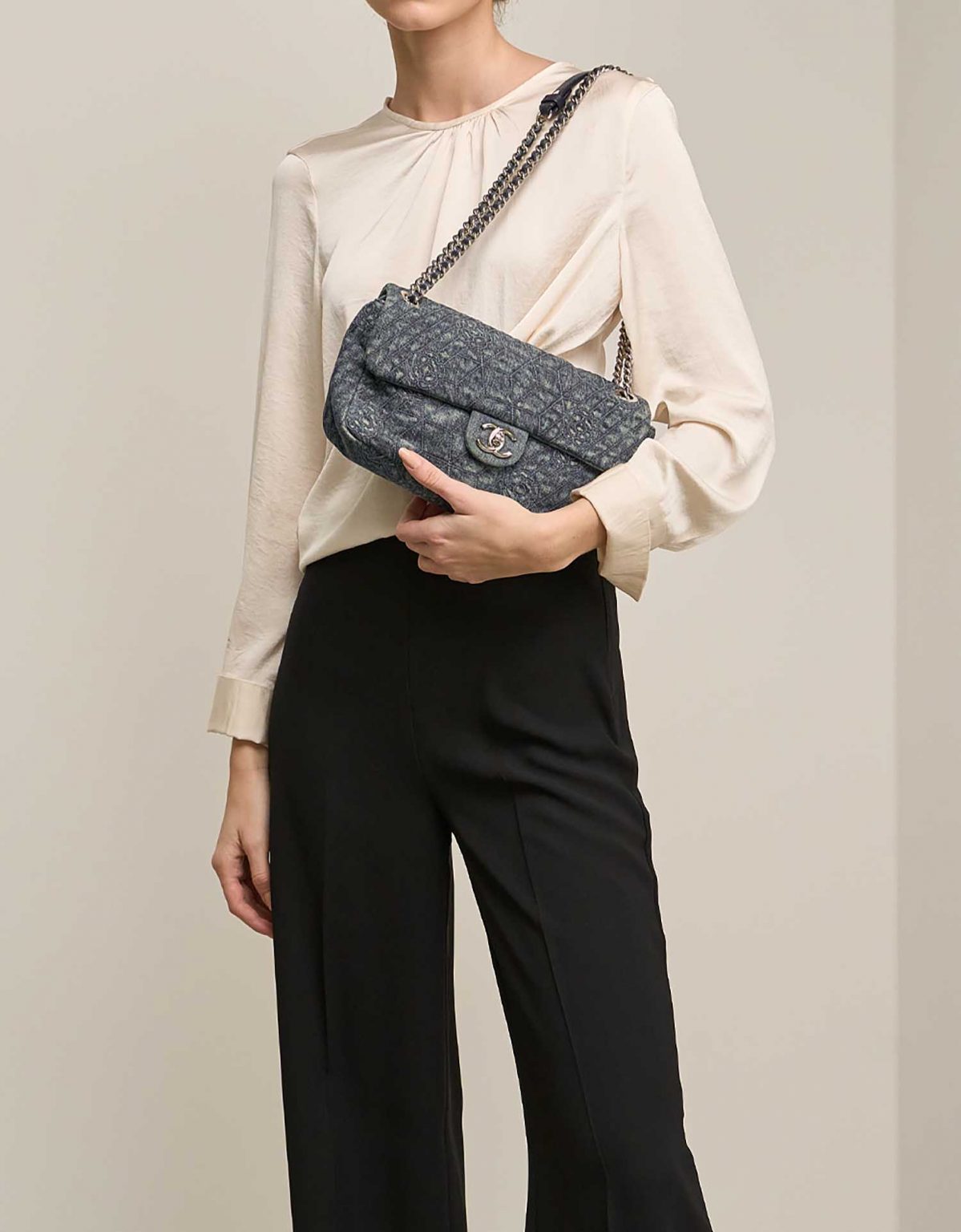 Find Your Chanel Flap Bag Size | SACLÀB