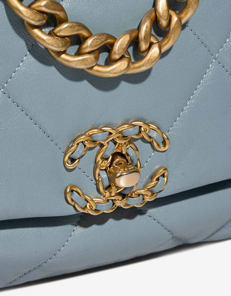 Chanel 19 Flap Bag Medium Lamb Light Blue | SACLÀB