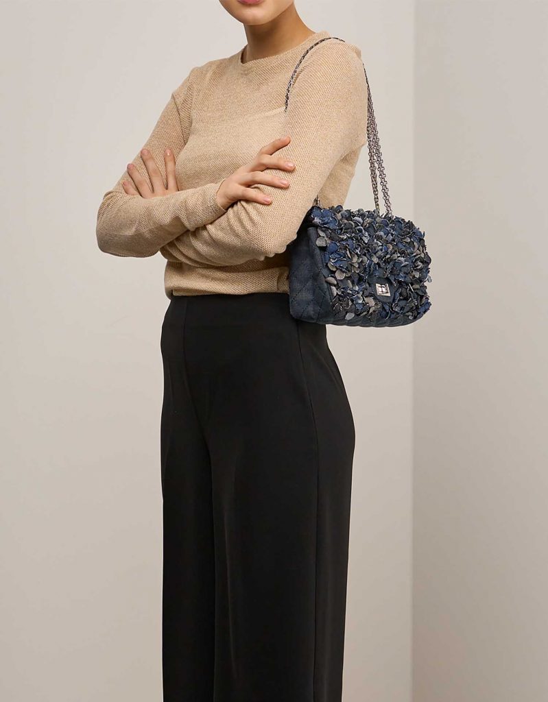 Chanel 2.55 Reissue Camellia 225 Denim Blue | SACLÀB