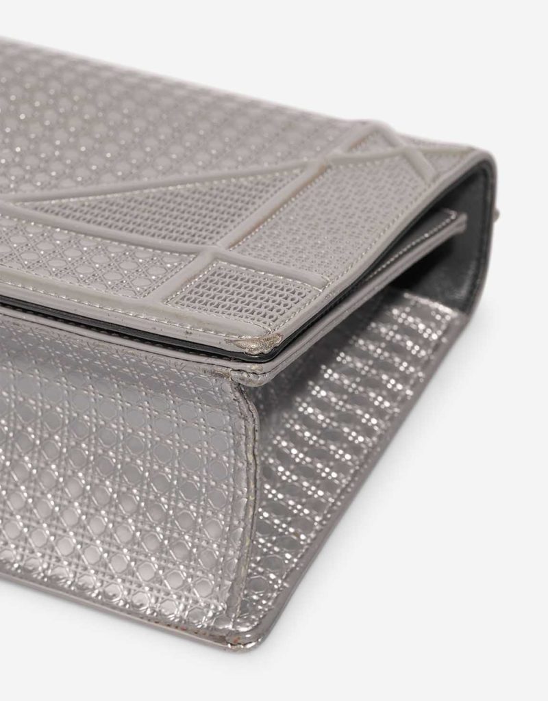 Dior Diorama Medium Patent Silver | SACLÀB