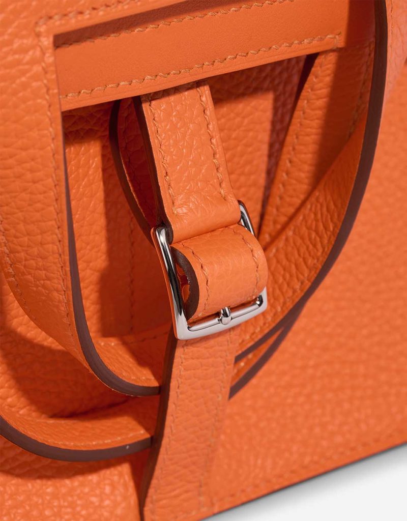 Hermès Halzan 25 Taurillon Clémence Orange Minium | SACLÀB