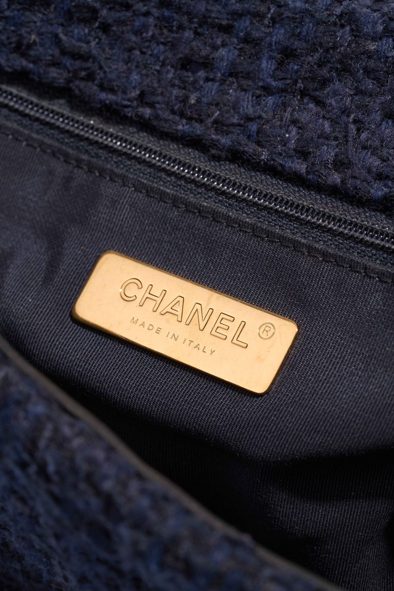Chanel 19 Flap Bag Tweed / Lamb Dark Blue / Black | SACLÀB