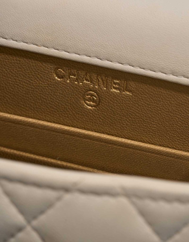 Chanel Phone Holder Lamb White | SACLÀB