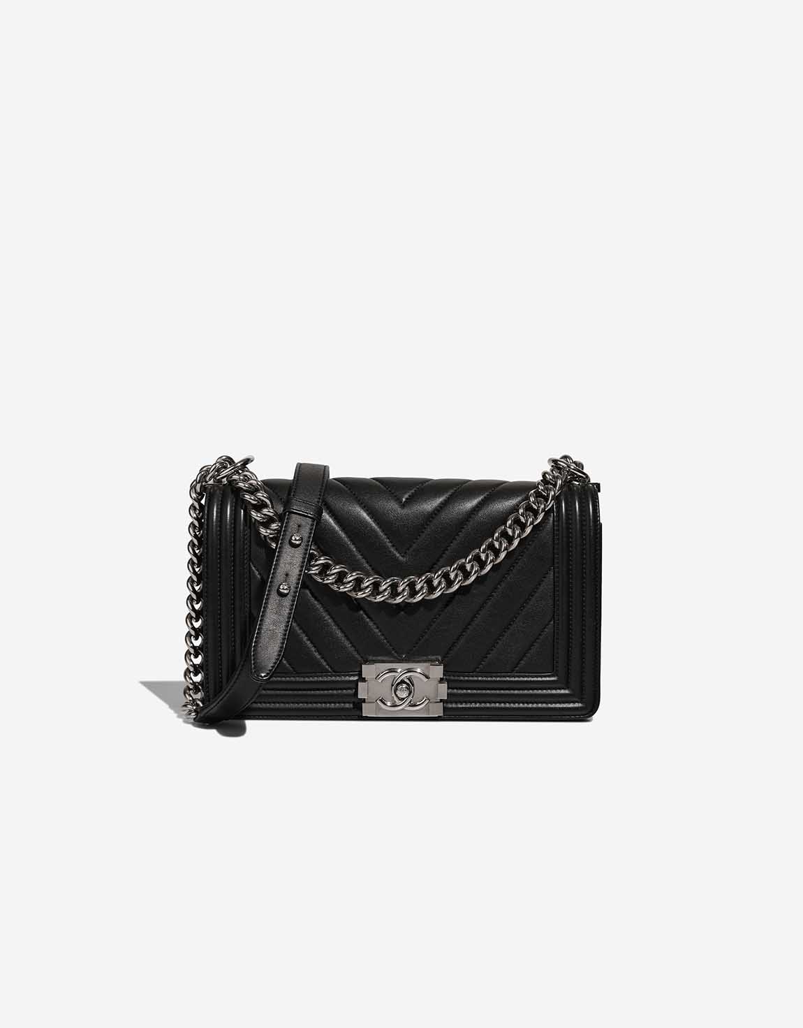 The Colours of Chanel: From Classic to Seasonal | SACLÀB