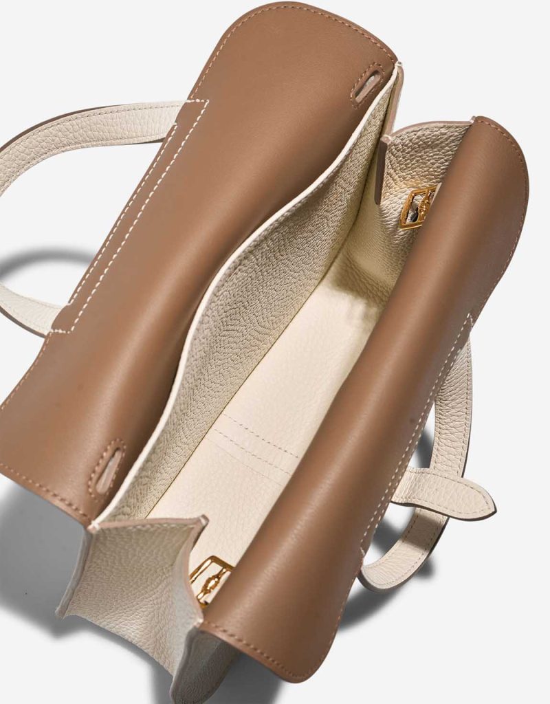 Hermès Halzan 25 Taurillon Clémence Mushroom / Beige de Weimar | SACLÀB