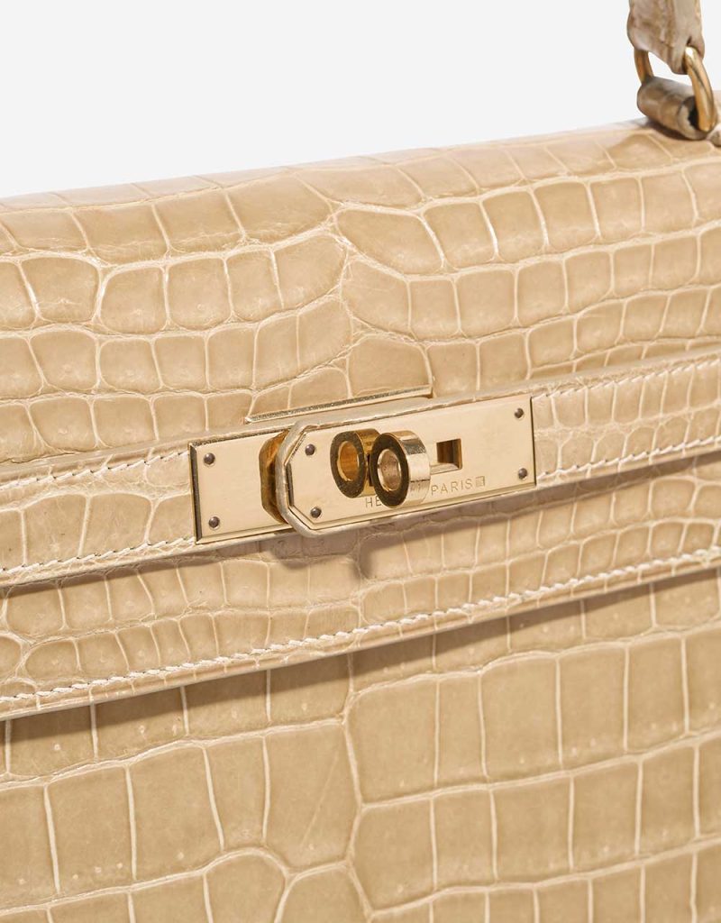 Hermès Kelly 32 Porosus Crocodile Poussière | SACLÀB