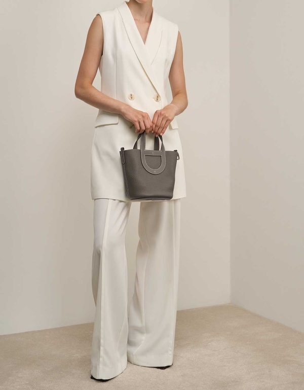 Hermès In-The-Loop 18 Taurillon Clémence / Swift Étoupe | SACLÀB