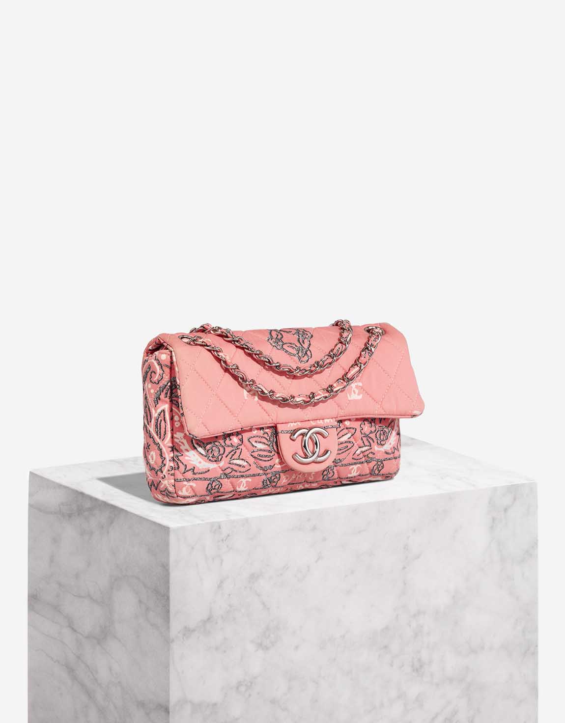 Chanel Timeless Bandana Medium Canvas Pink | SACLÀB